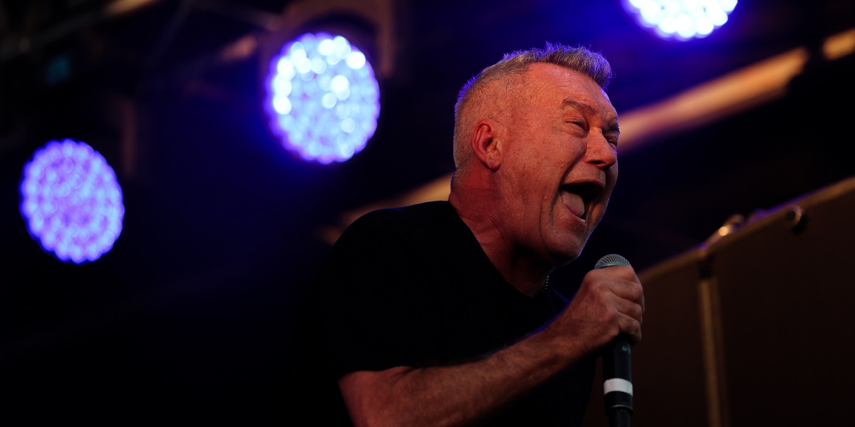 Aussie rock legend pulls out of local festival - bay 93.9