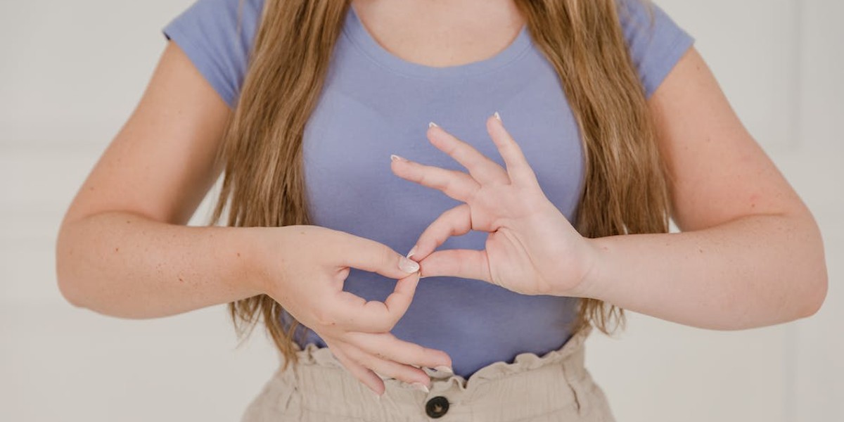 Auslan introduced into more schools - bay 93.9