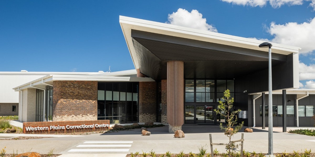 Western Plains prison to start taking inmates - bay 93.9