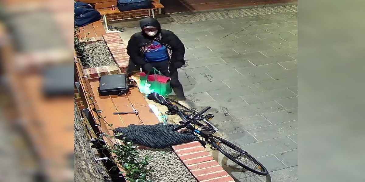 Police Investigating Car Theft Bay 93 9