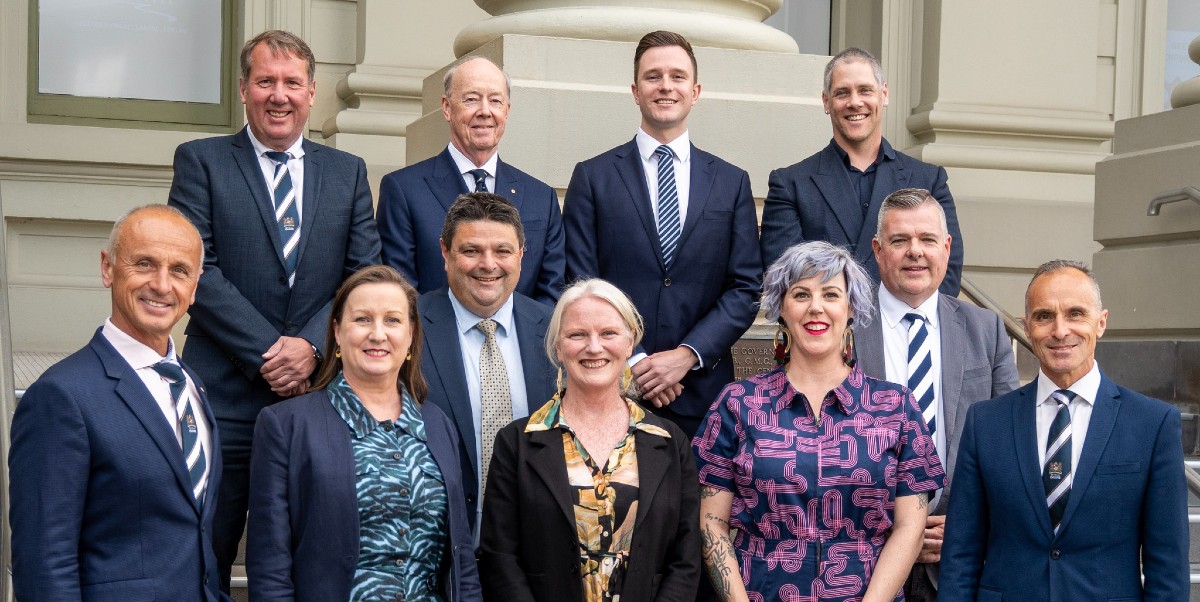 Geelong councillors sworn in - bay 93.9