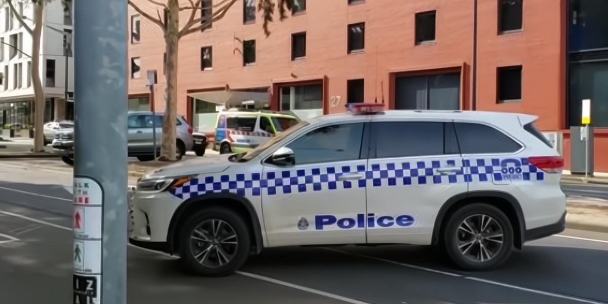 Arrest in Geelong’s CBD - bay 93.9