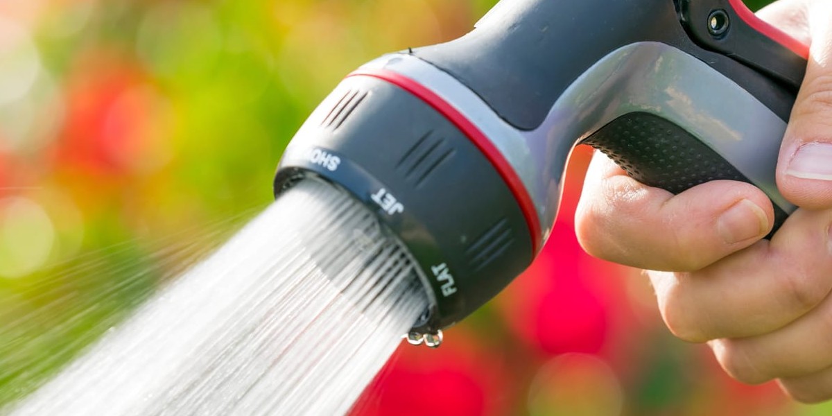 Calls to limit water usage across Geelong - bay 93.9